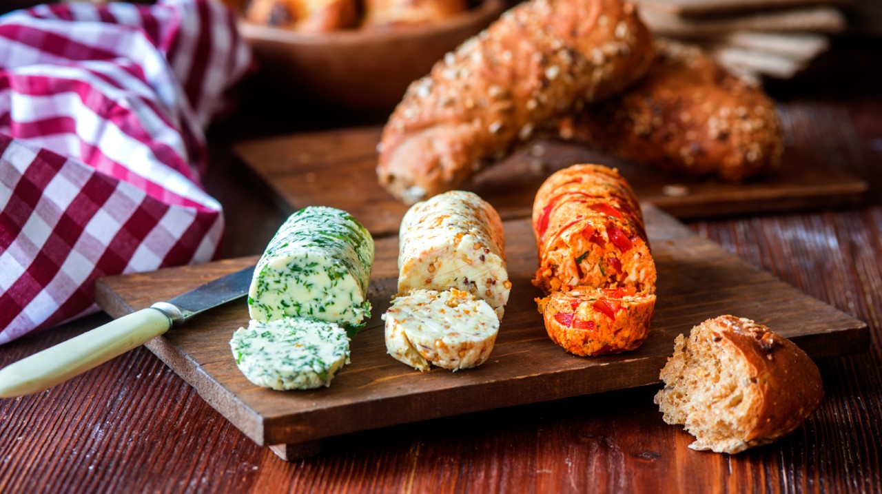 Recept: 3 domaća začinjena maslaca | Dobar tek