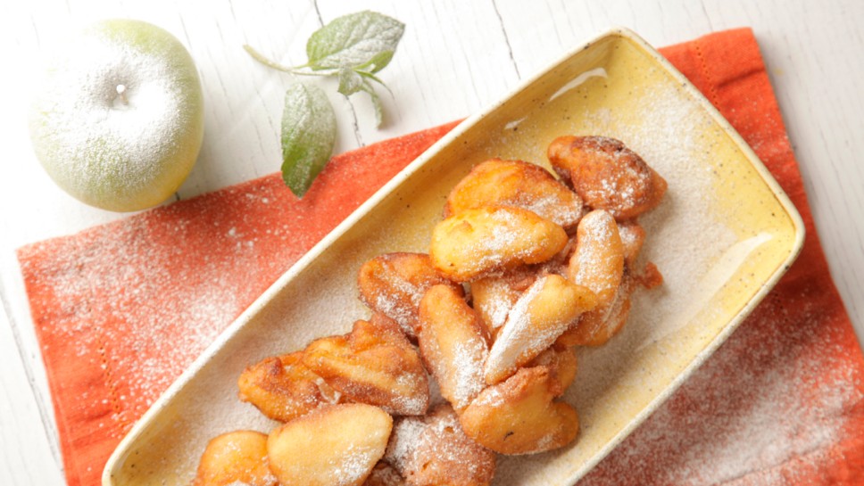 Recept: Pečene jabuke u tijestu od fritula | Dobar tek