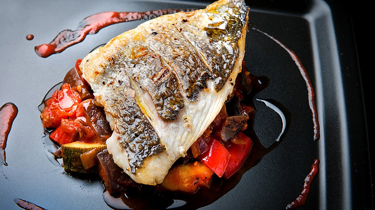 Recept: Filet orade s cherry rajčicama i bosiljkom | Dobar tek