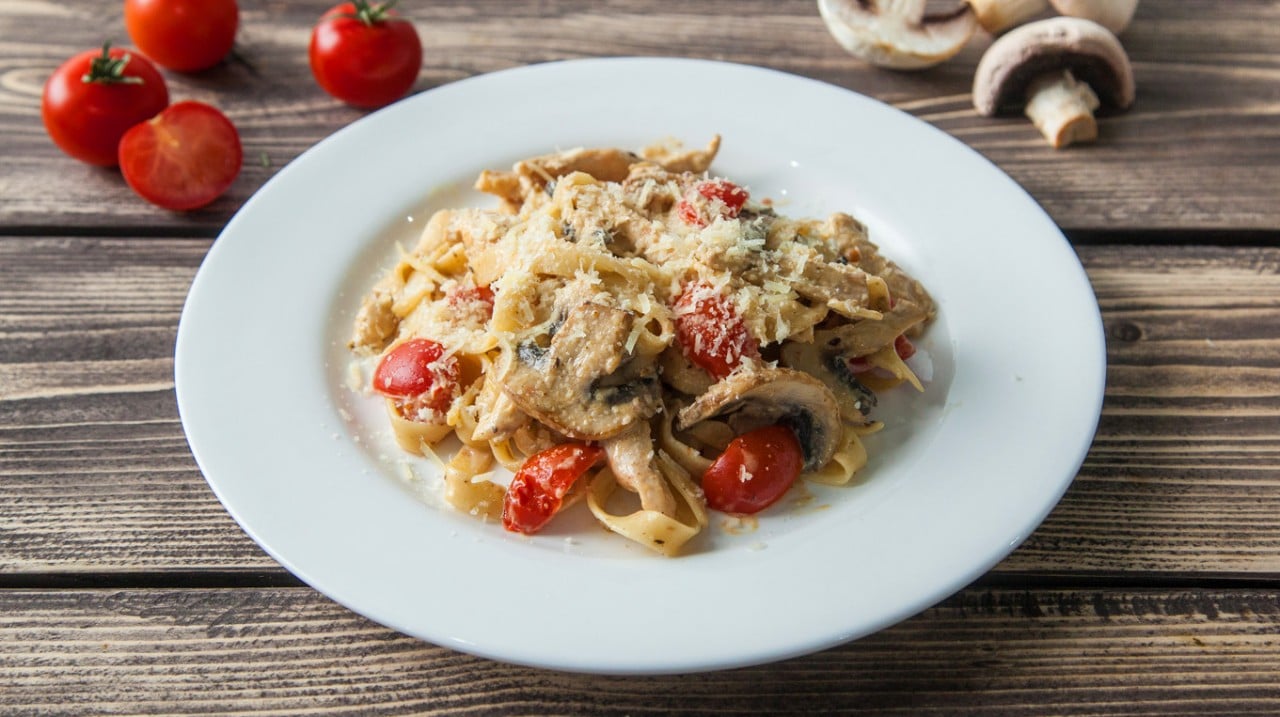 Recept: Mini pileći file u umaku od gljiva | Dobar tek