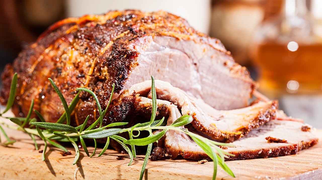 Recept: Rolana svinjska lopatica s umakom od naranče | Dobar tek