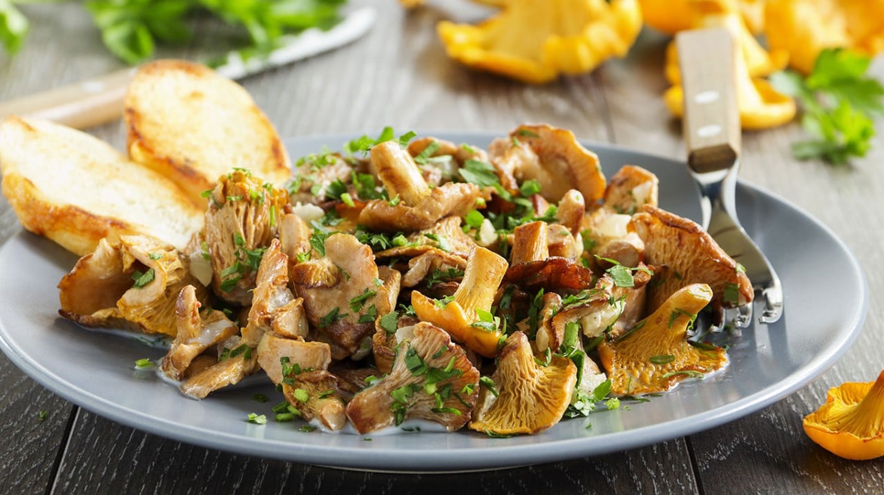 Recept: Sotirane lisičarke s češnjakom i peršinom | Dobar tek