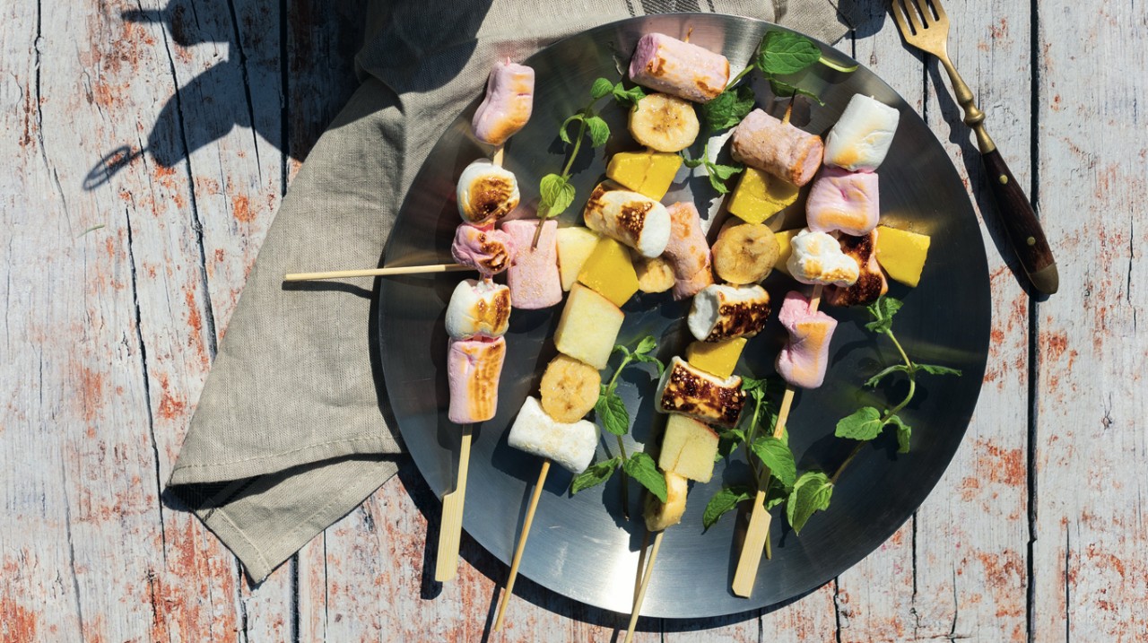 Recept: Marshmallows ražnjići s voćem | Dobar tek