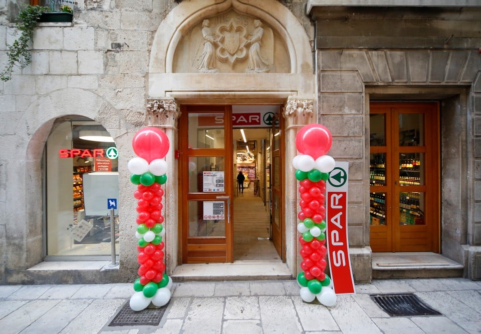 SPAR SUPERMARKET Split - 21000 - Šubićeva 5-7